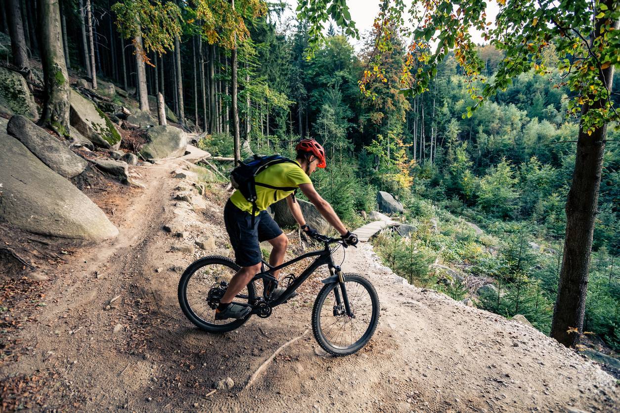 4 bonnes raisons de se lancer dans la pratique du VTT - Science O Sport